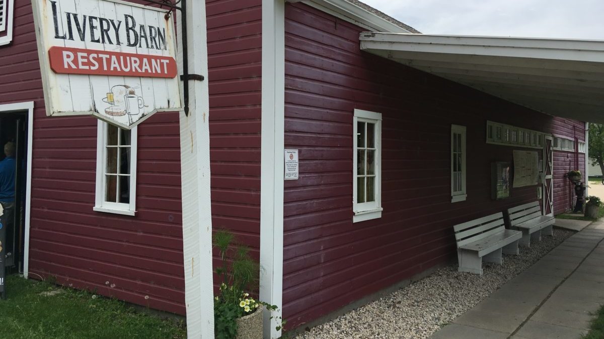 A Delicious Trip to the Livery Barn Restaurant at the Mennonite ...