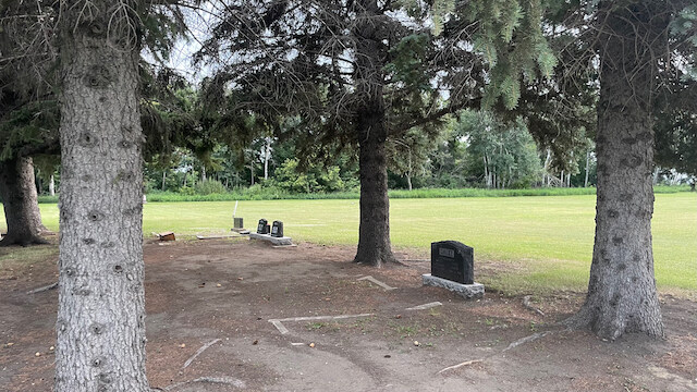 Exploring Yantzied: Herold Mennonite Church Cemetery